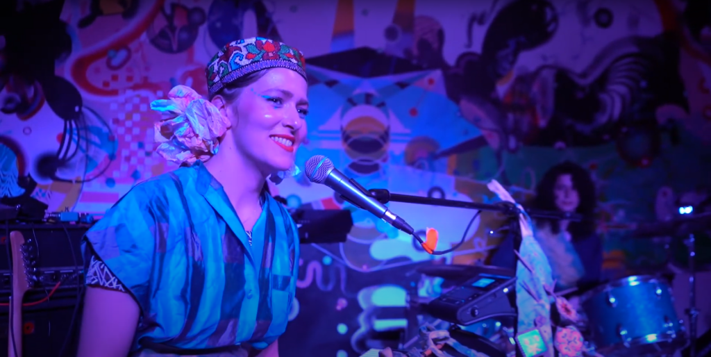 Hezza Makes Music at Mercy Magnuson Place | Mercy Housing